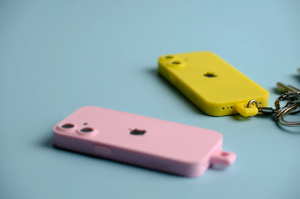 Miniature iPhone 16. A Keychain for Your Keys - Free 3D Print Model ...
