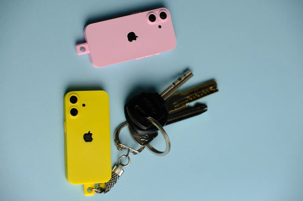 Miniature iPhone 16. A Keychain for Your Keys - Free 3D Print Model ...