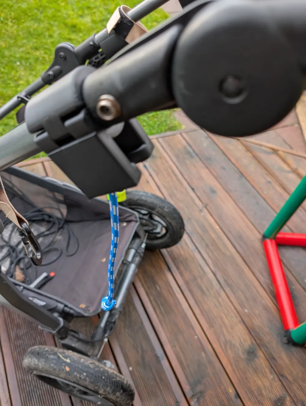 TFK Mono stroller balance bike holder (22,4 mm) by Duffy - MakerWorld