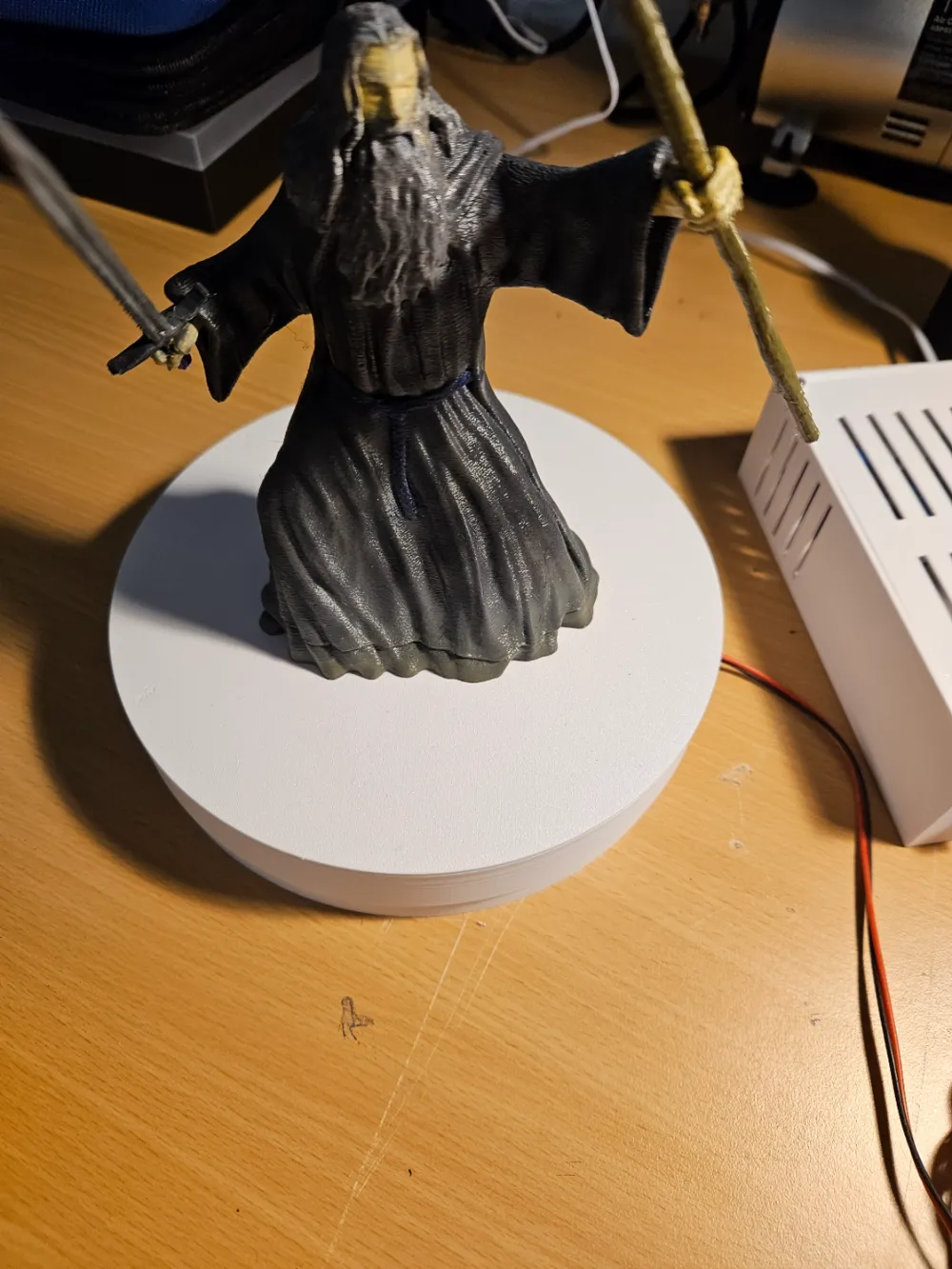 Motorized Hands Free Turn Table by k3ldar - MakerWorld