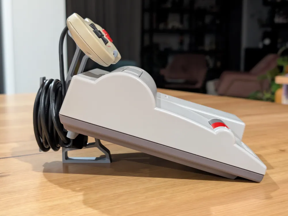 NES Top Loader Console Display Stand by Arniel86 MakerWorld: Download ...