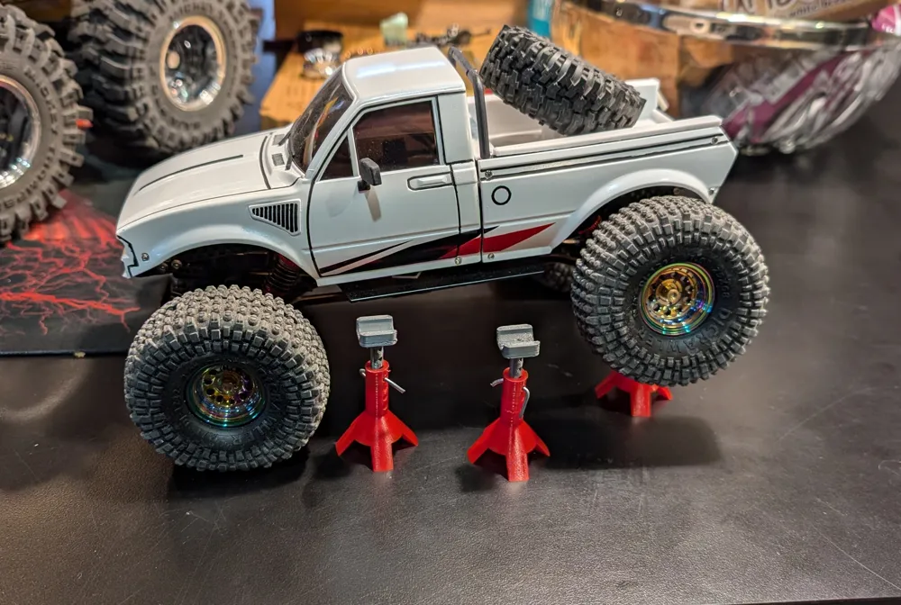 Scale Adjustable RC Jack Stand FREE by ArmageddonRC MakerWorld ...