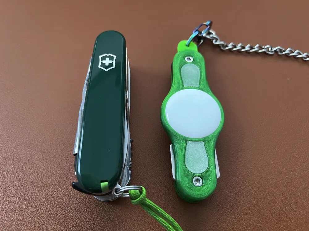 Swiss Army Keys - Key Organizer with AirTag by Gorroth - MakerWorld