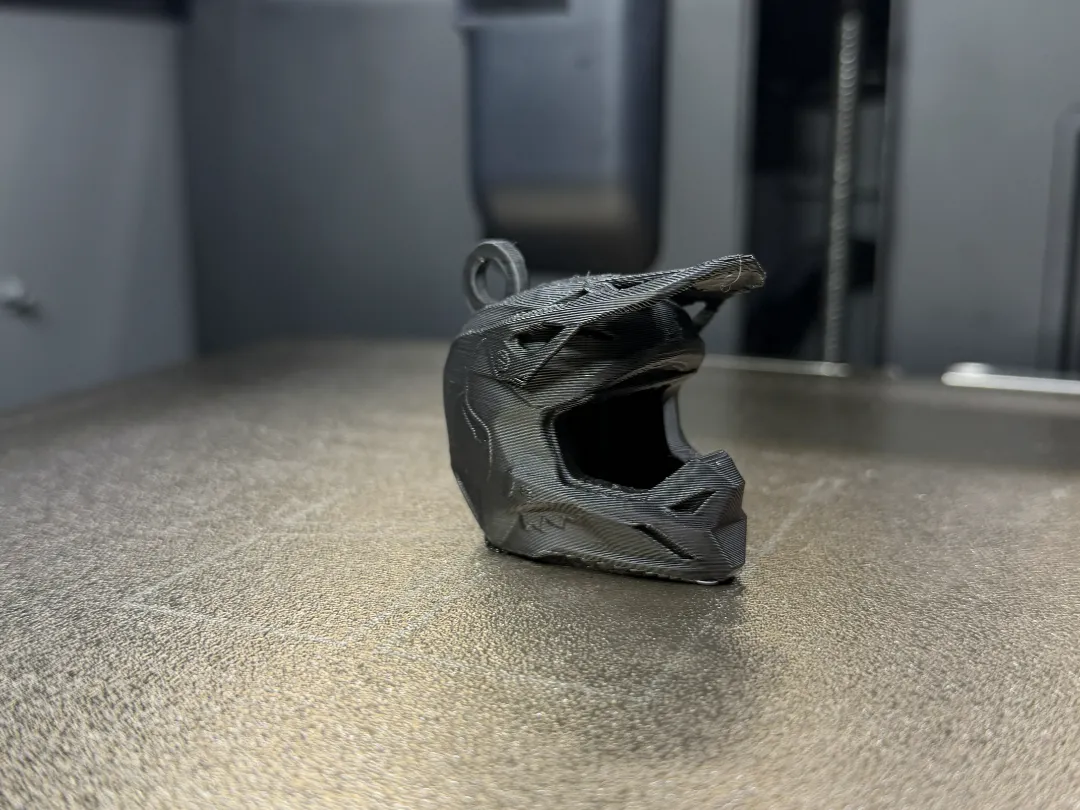 mx / dirt bike helmet - keychain - Free 3D Print Model - MakerWorld