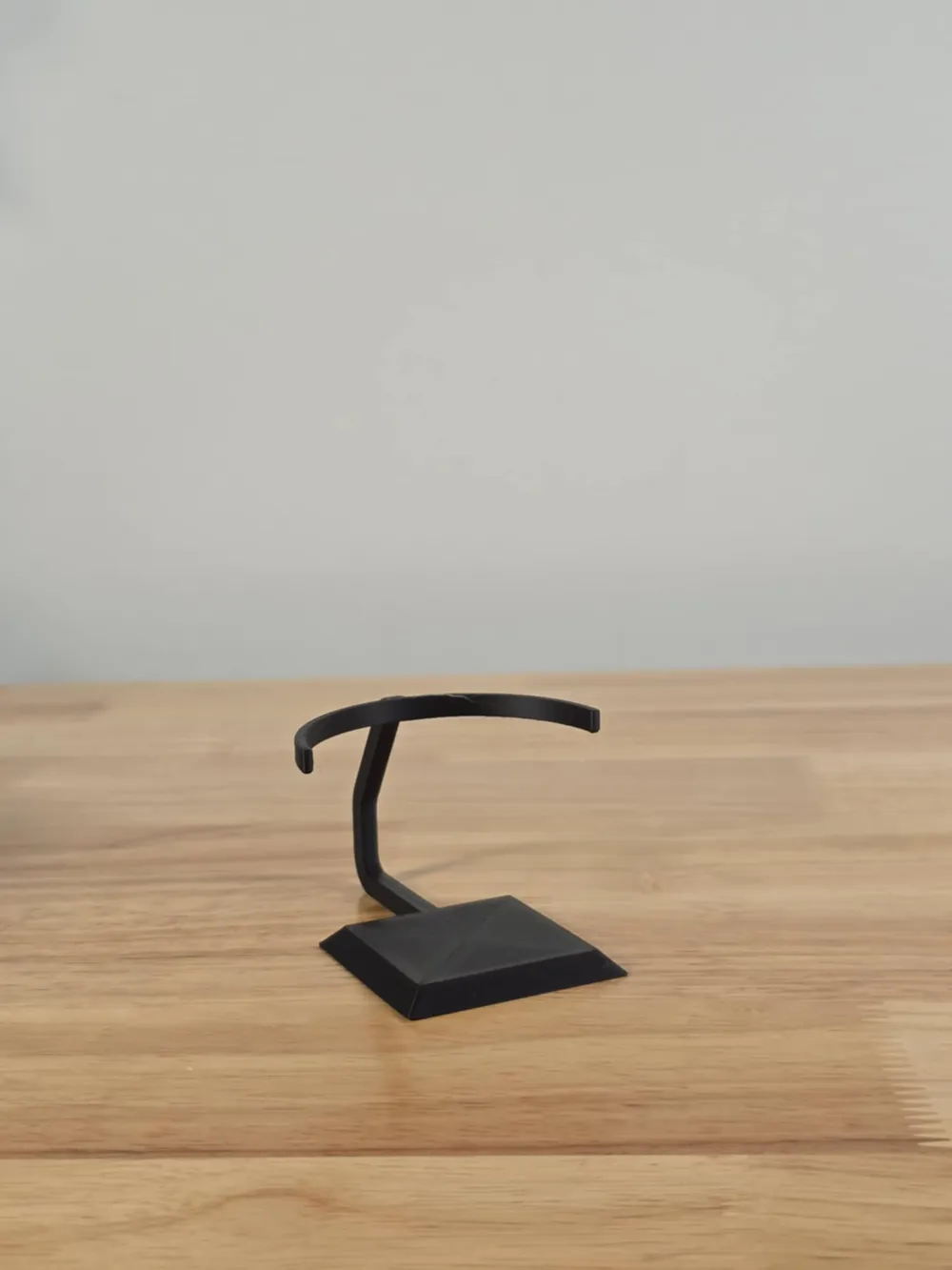 Floating Ball Stand by 3DbyDee MakerWorld: Download Free 3D Models