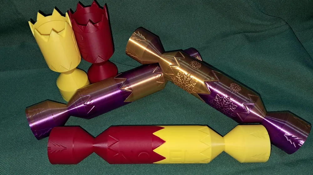 Reusable Christmas Crackers - No AMS Required - Free 3D Print Model ...