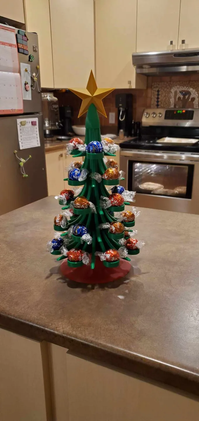 Christmas tree chocolate Lindt / Sapin de noël pour chocolat Lindt by ...