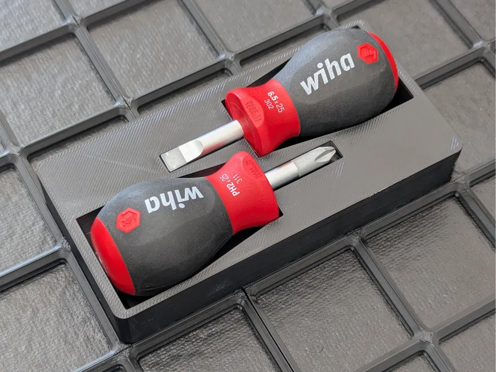 Wiha Stubby Screwdriver Holder - Gridfinity by Plastic Robot MakerWorld: Download Free 3D Models
