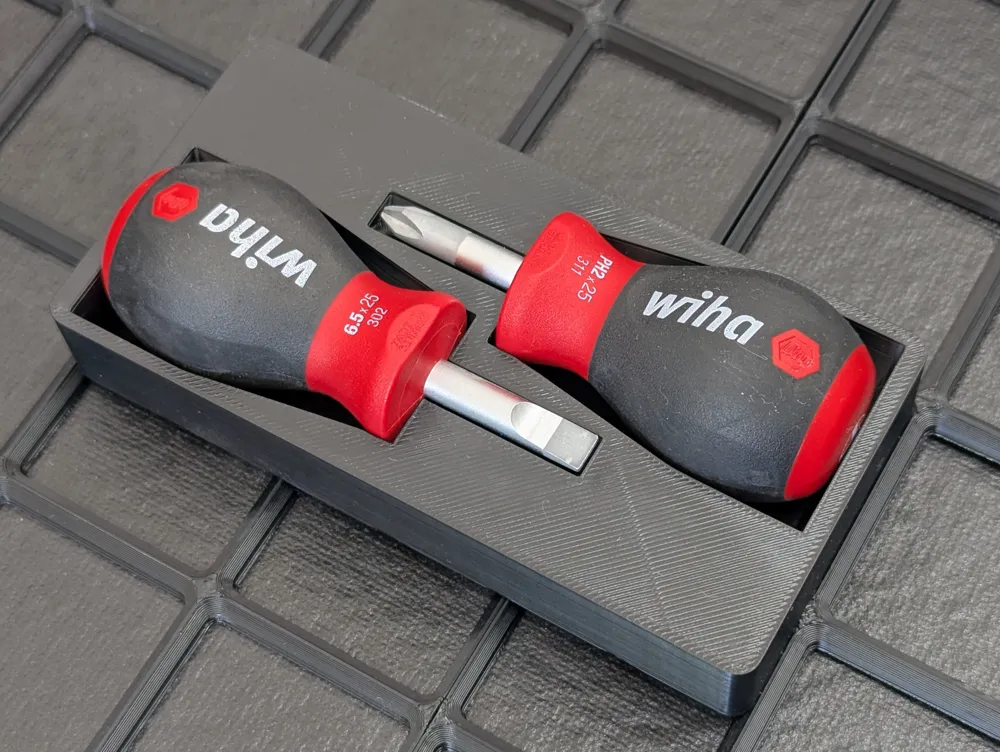 Wiha Stubby Screwdriver Holder - Gridfinity by Plastic Robot MakerWorld: Download Free 3D Models