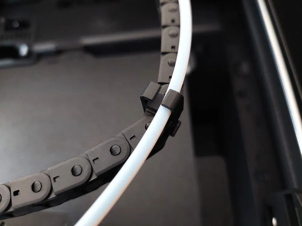 P1/X1 series - Cable Chain Clip - Free 3D Print Model - MakerWorld