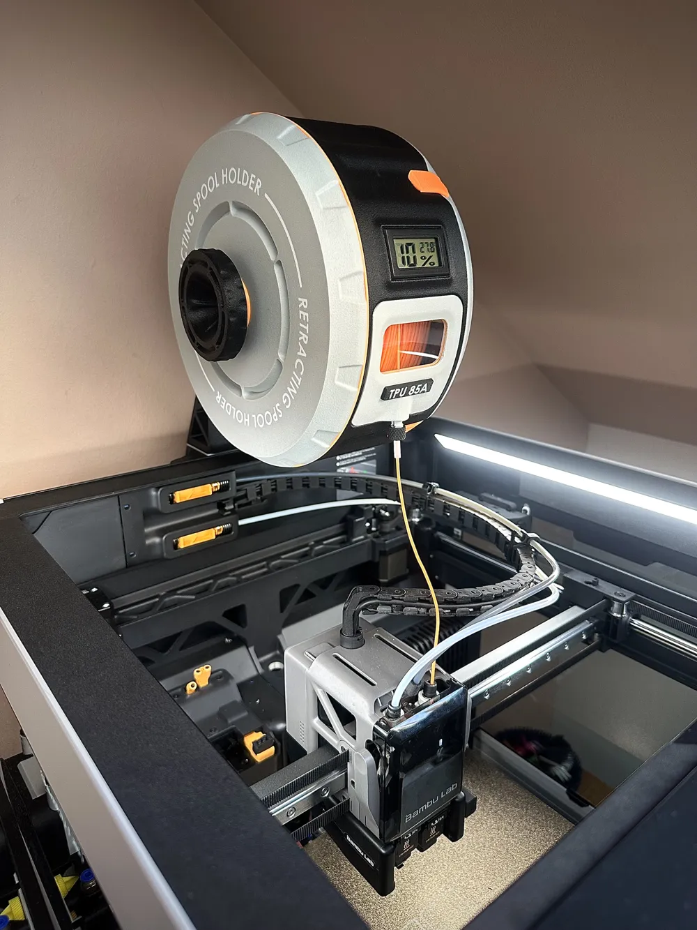 Retracting Spool Holder Pro (+SPiNE for P/X/H) by Made.In.Meidling ...