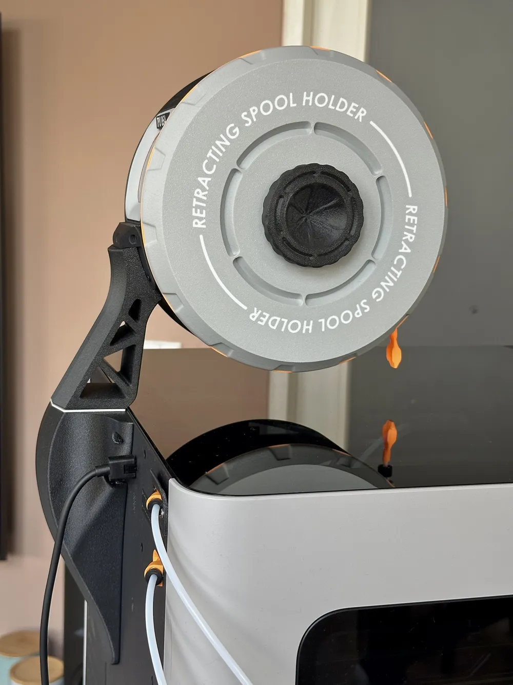 Retracting Spool Holder Pro (+SPiNE for P/X/H) by Made.In.Meidling ...