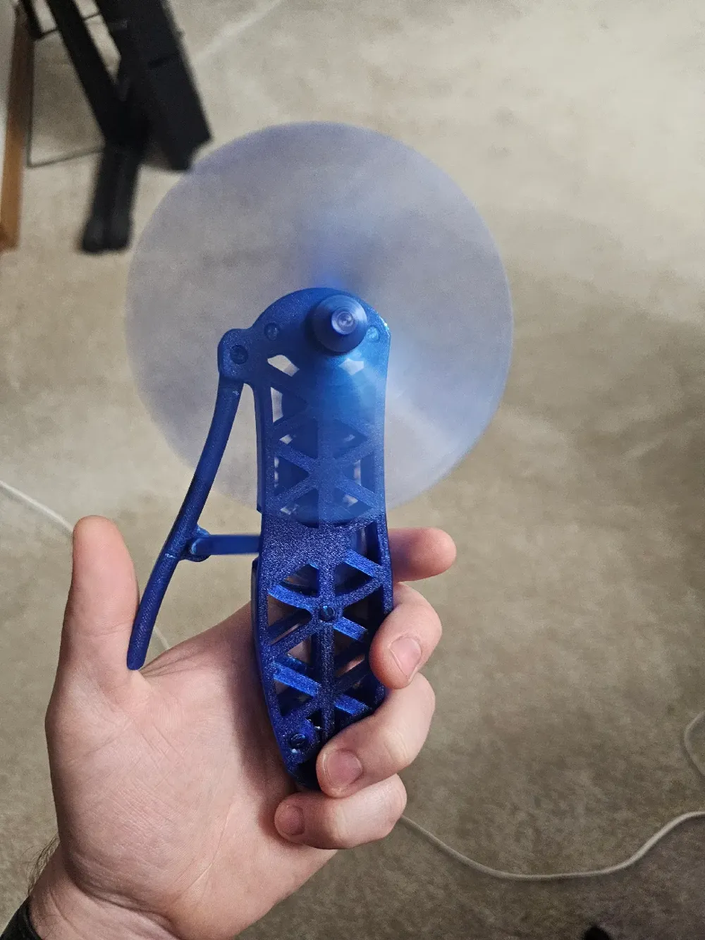 manual fan hand crank fan - Free 3D Print Model - MakerWorld