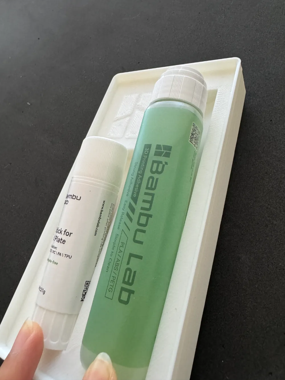 Gridfinity 2x4 Bambu glue holder by rynnie - MakerWorld