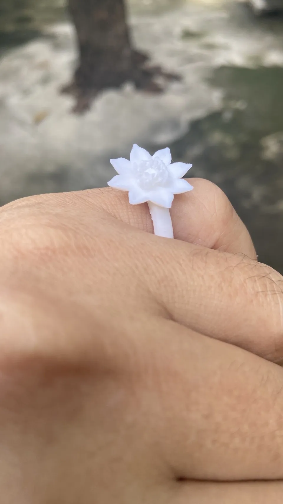 Flower Ring by HomeMade MakerWorld: Download Free 3D Models