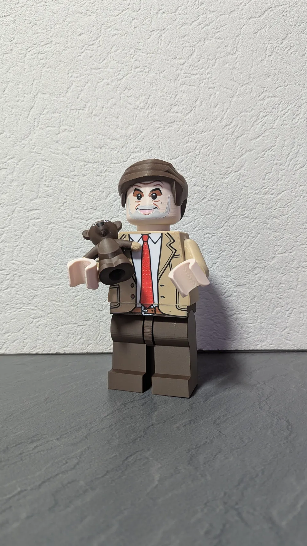 憨豆先生 来自 Patric76 MakerWorld：免费下载 3D 模型