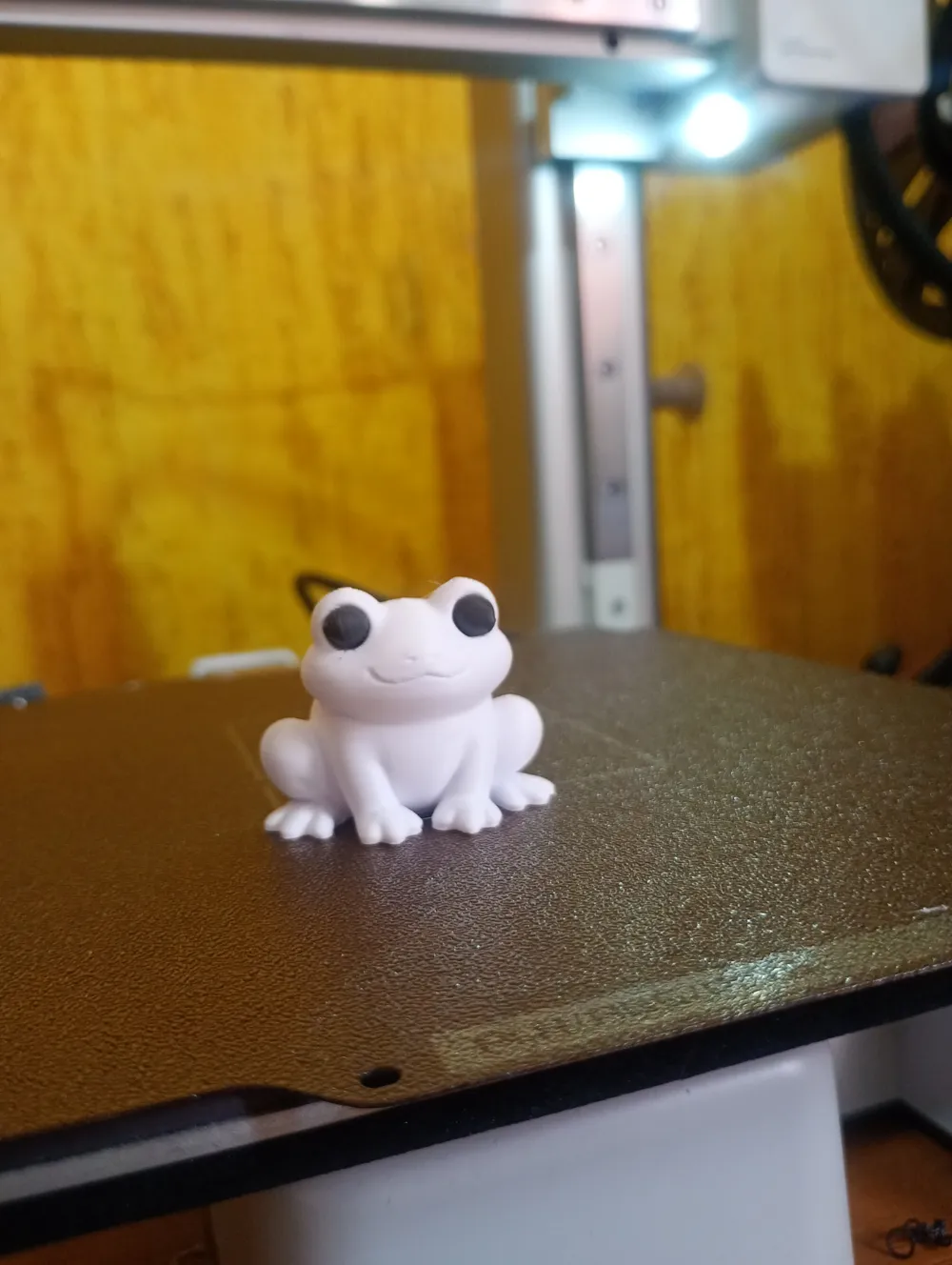 Mini sapo lindo - Modelo de impresión 3D gratuito - MakerWorld
