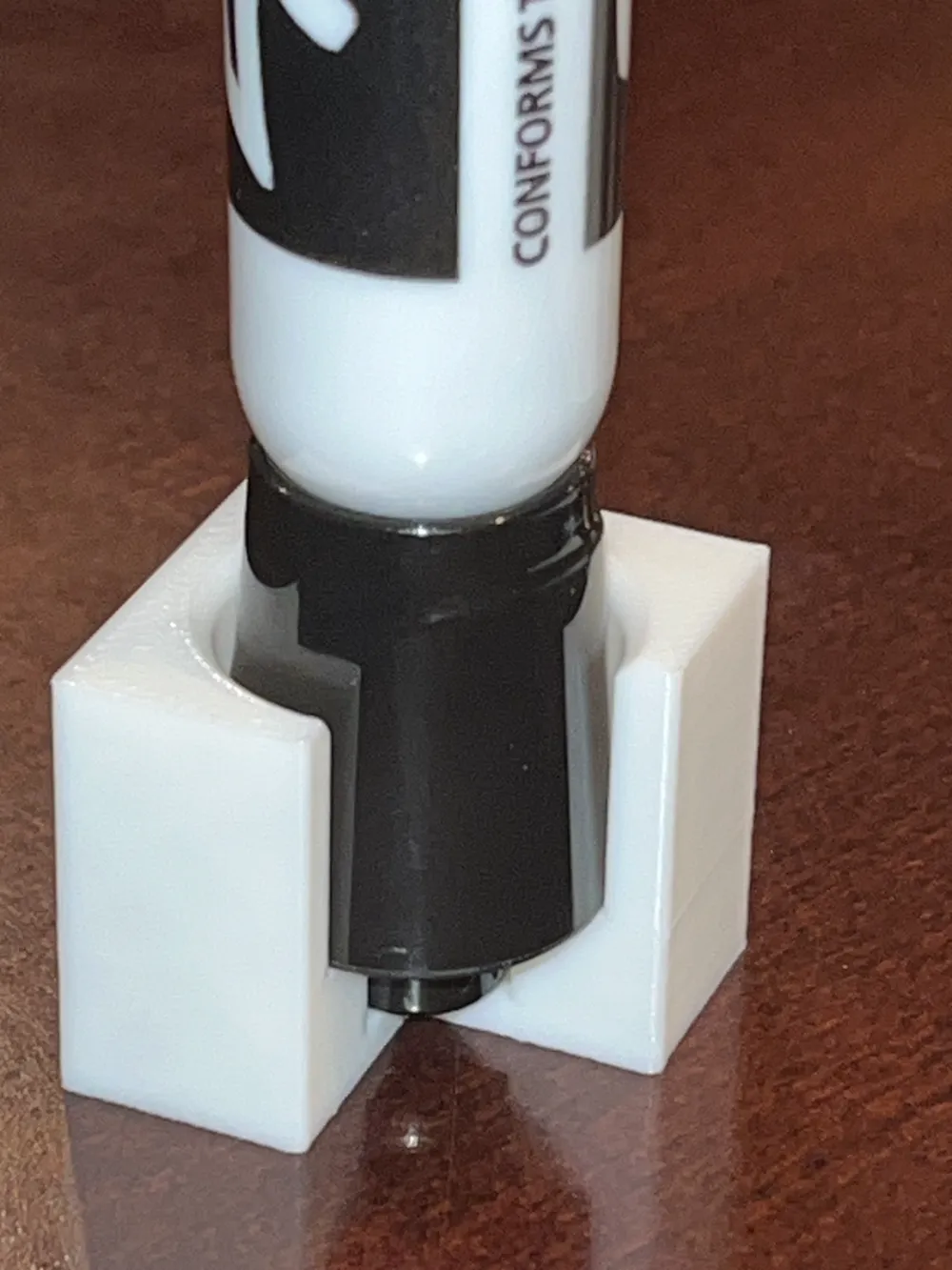 Chisel Tip Expo Marker Holder by RocketMonkey - MakerWorld