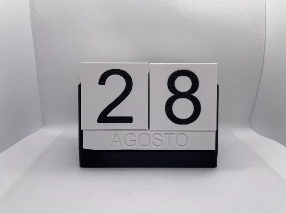 Desk Calendar with Rotating Cubes and Month Blocks by ilpiccoli ...