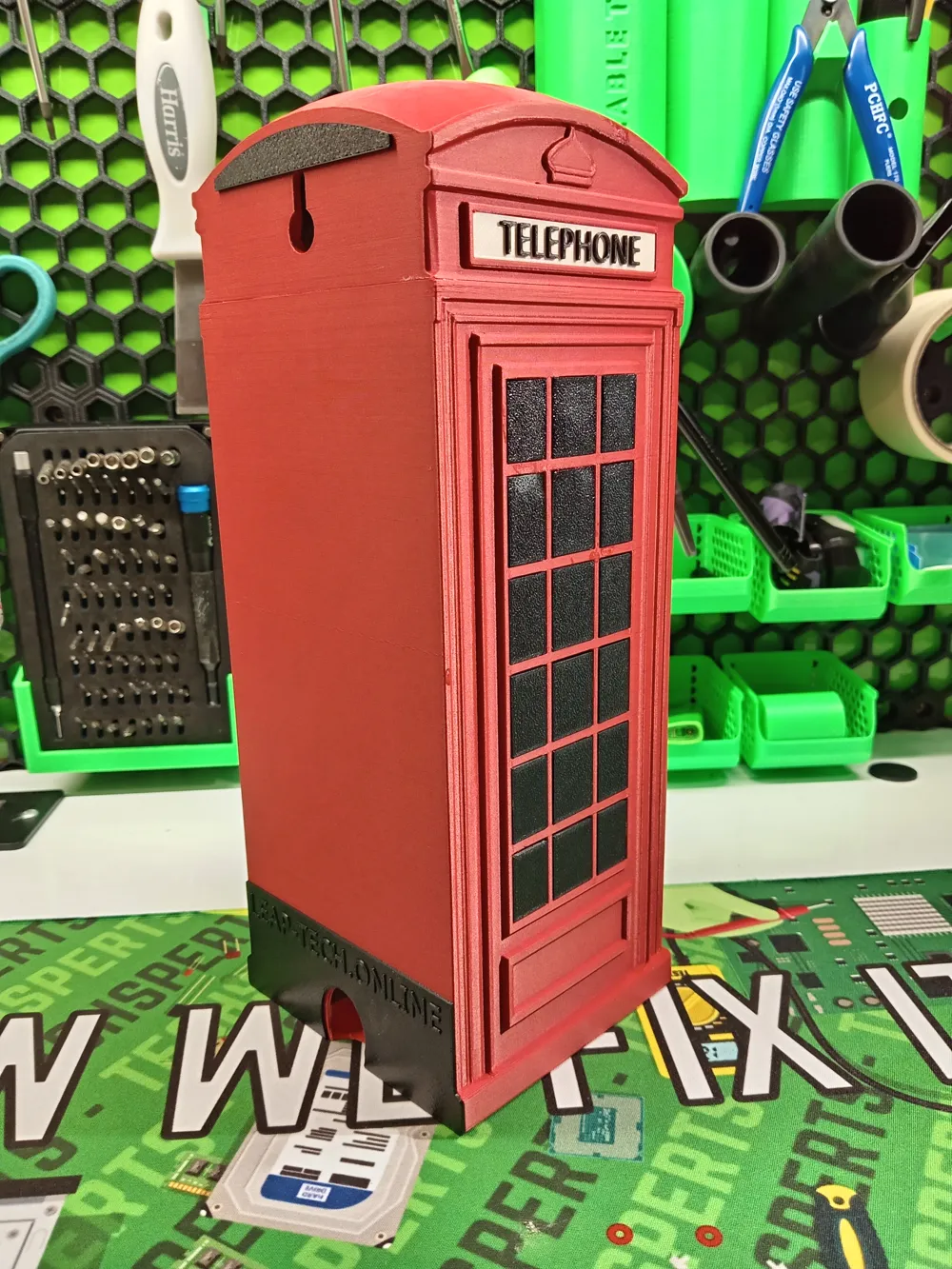 British Red Phone Box - Phone Holder Stand Display - Free 3D Print ...