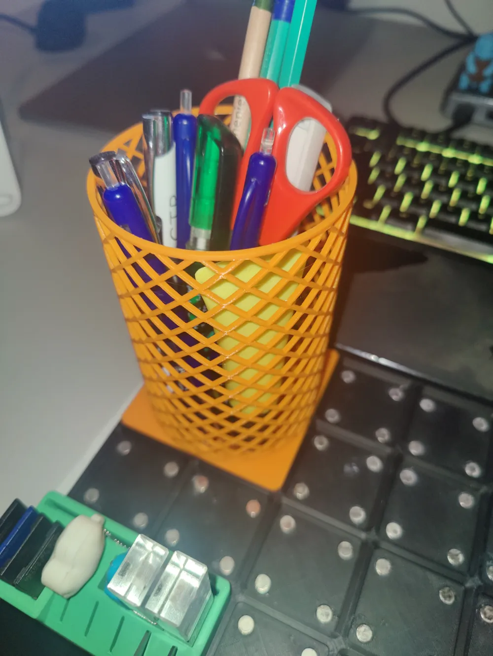 Gridfinity Pencil Holder by RemcoGoy - MakerWorld