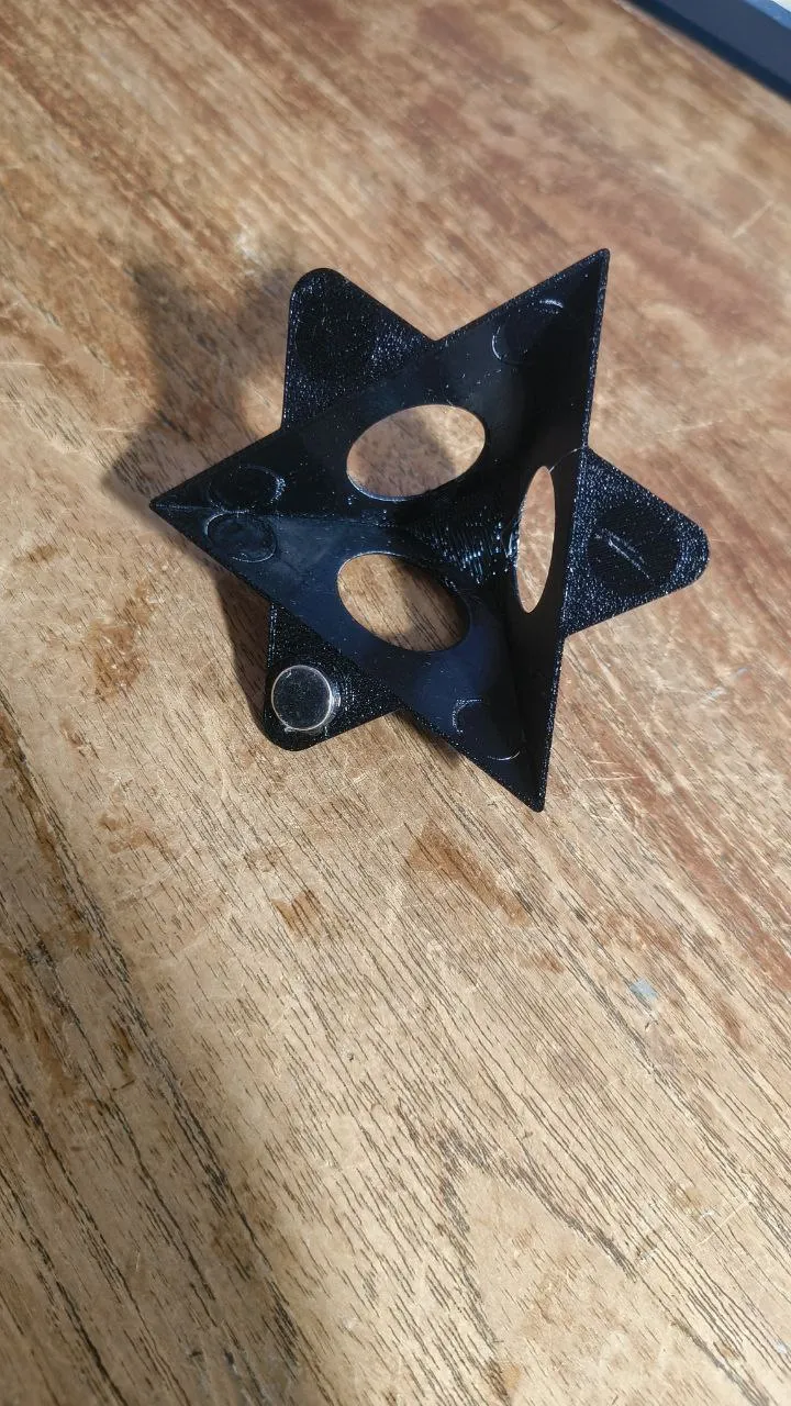 Stackable Pyramid Magnetic 3D scanning marker by omnomproductions ...