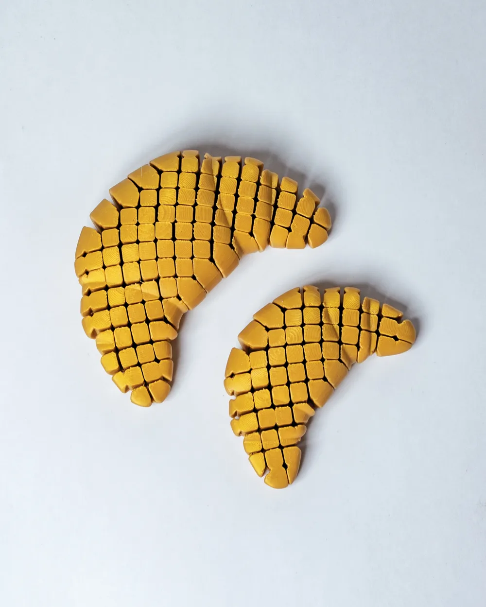 Floppy Croissant - Articulating flexi croissant - Free 3D Print Model ...