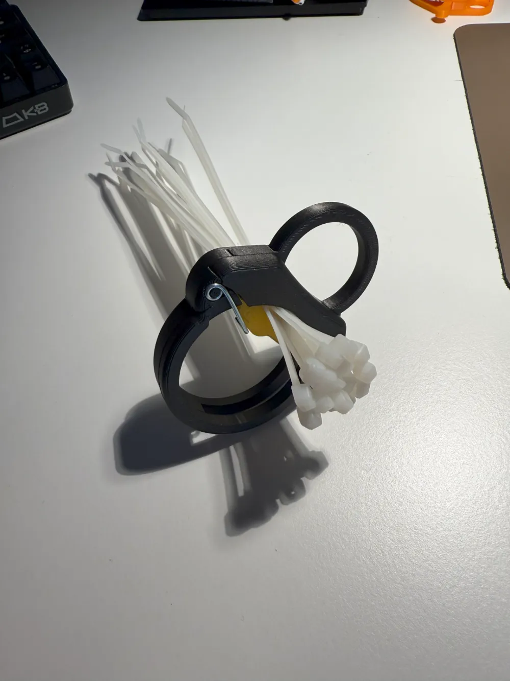 Zip tie holder - Free 3D Print Model - MakerWorld
