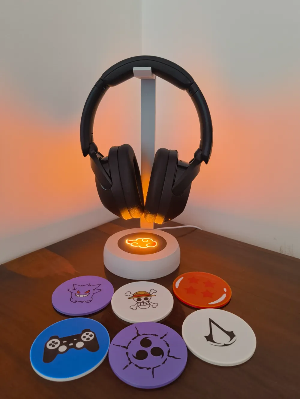 "RENHET: POP" headphone stand, light ledlampkit001 by YUME PROJECTS ...