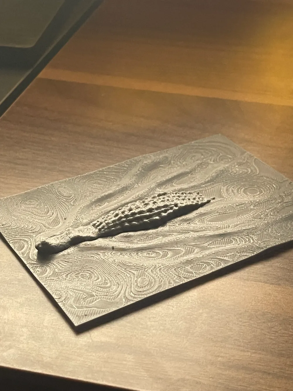 Swimming Crocodile Desk topper by C0bl3rG0bl3r - MakerWorld