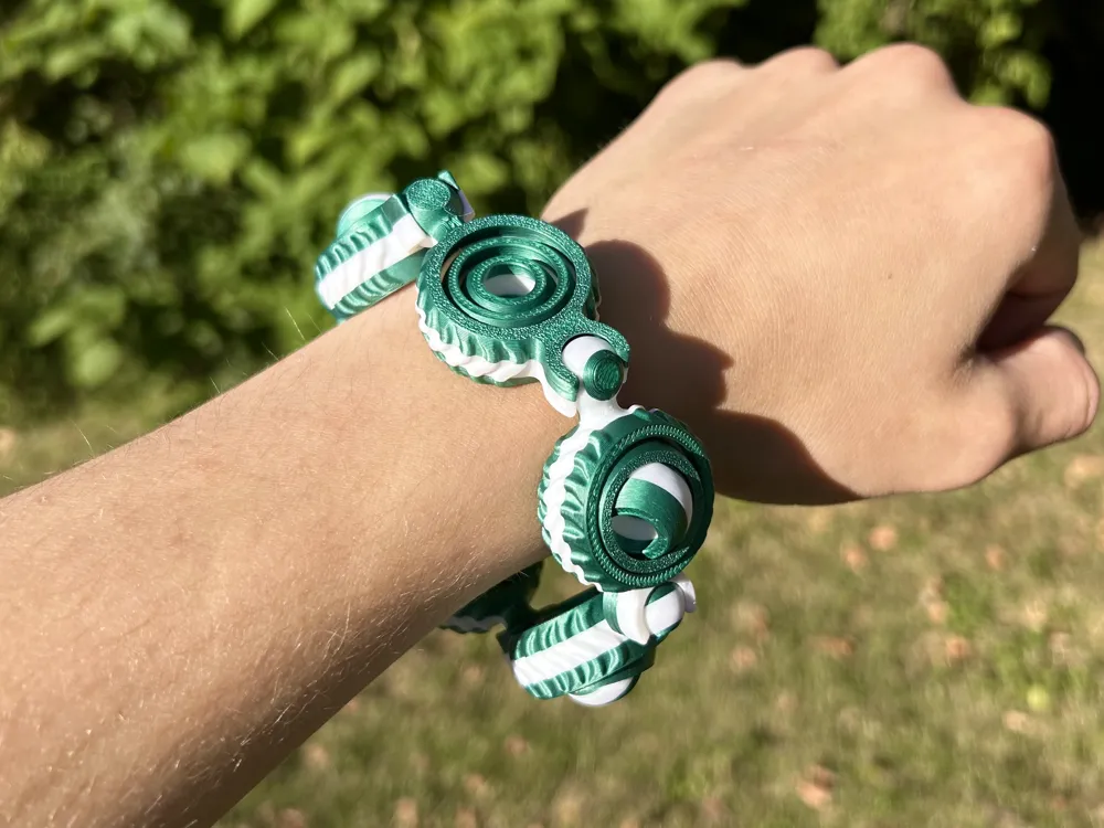Fidget Chain - Free 3D Print Model - MakerWorld