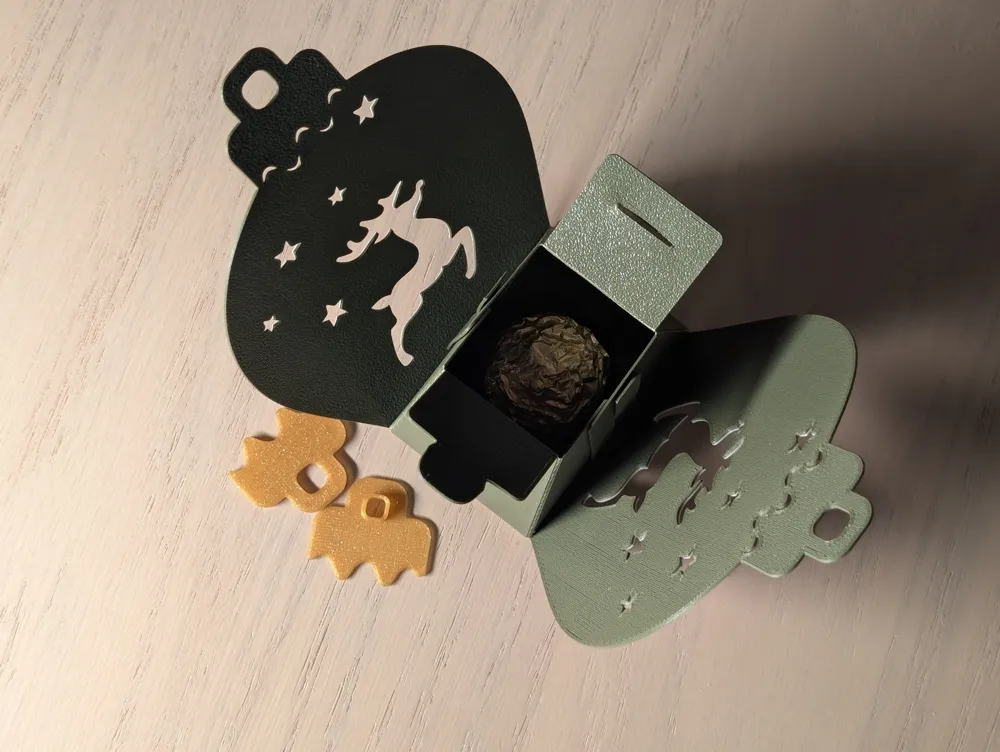 Foldable Christmas Box | Reindeer - Free 3D Print Model - MakerWorld