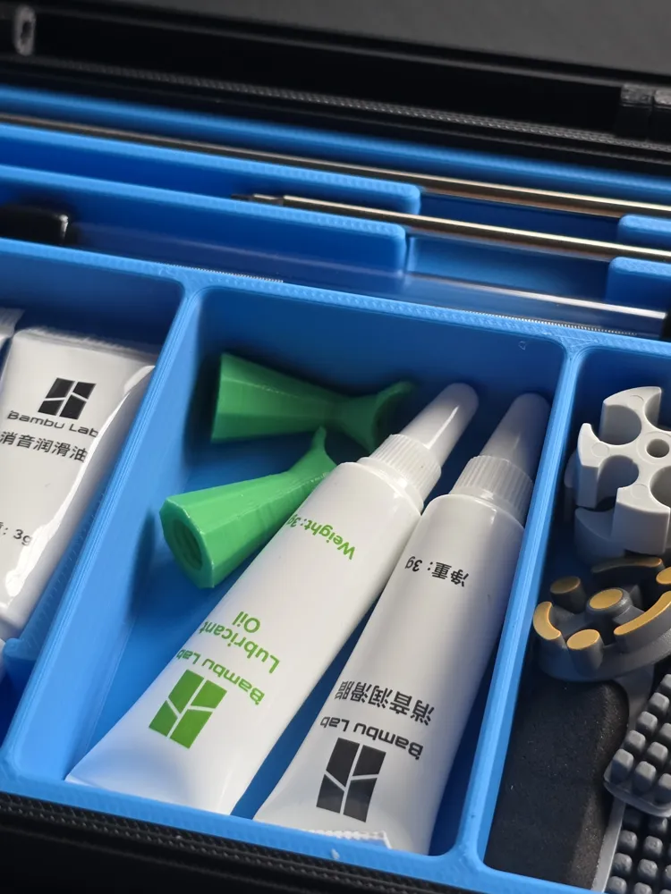 P2S lube nozzle for X_Y-Axis small V2 - Free 3D Print Model - MakerWorld