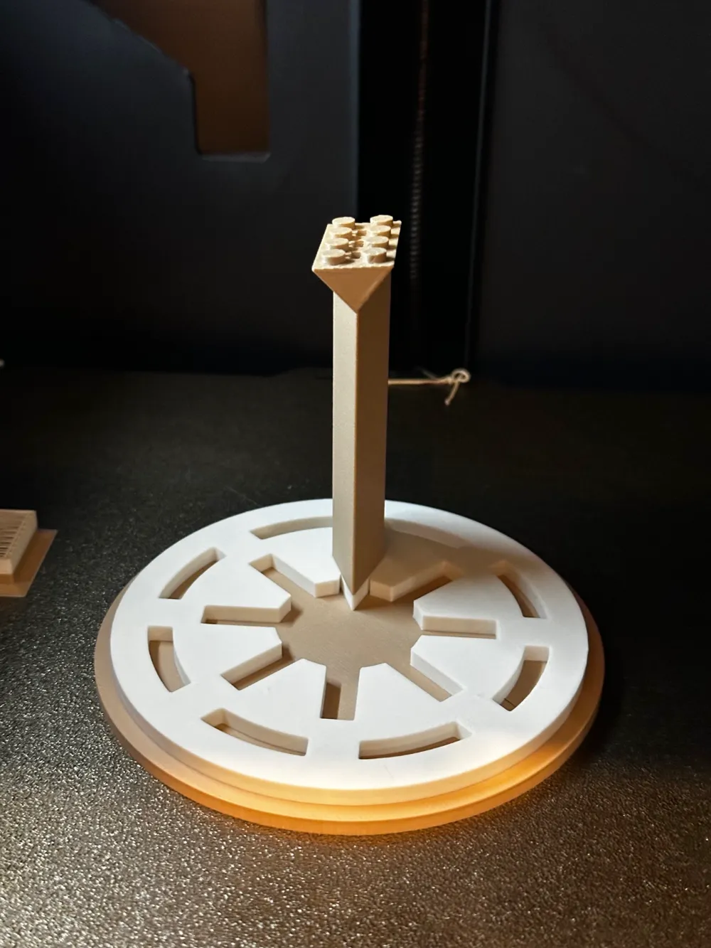 Republic Bricks Display Stand (Star Wars) Remixed by Bloodberryjuice ...