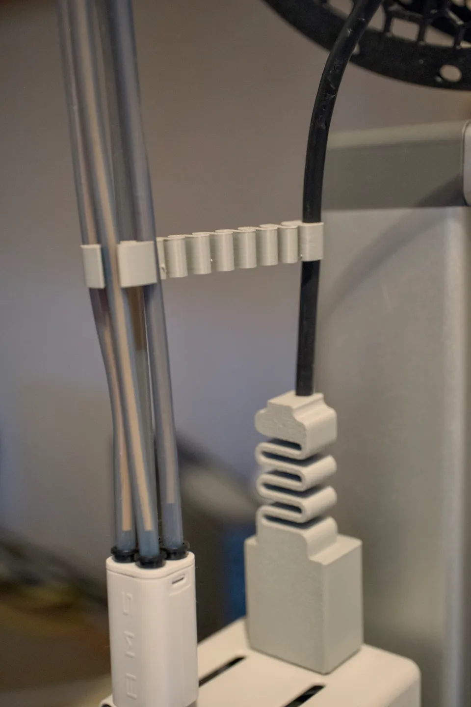 AMS Lite Clip - Cable and Bowden Organizer by Benaja MakerWorld ...