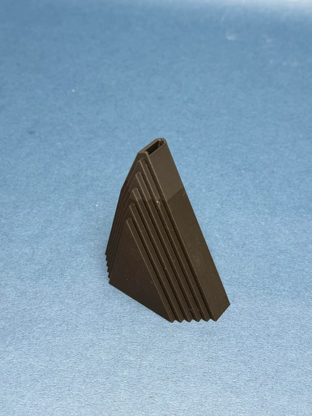 Belkin Boost Charge Pro (Magsafe Puck) Base Stand by trb werk - MakerWorld