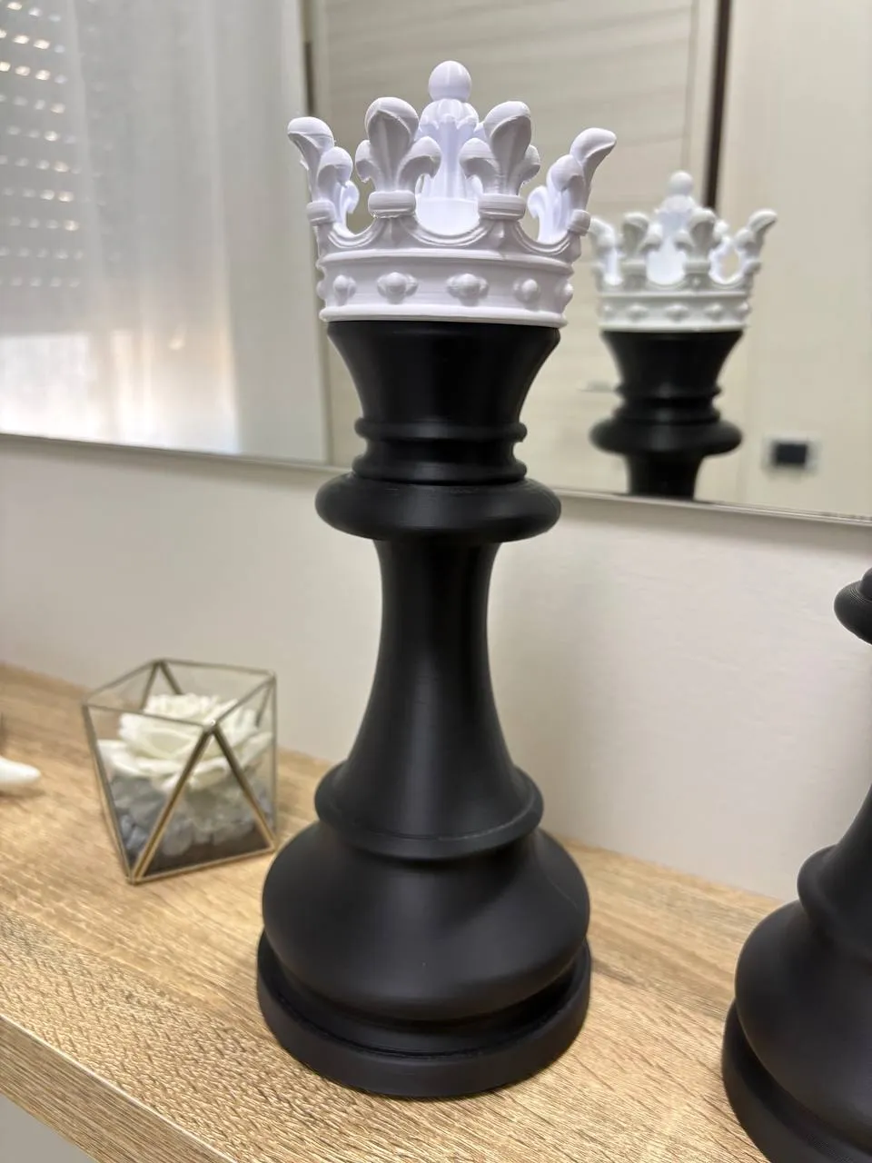 The Chessboard Queen – Elegant Decoration - Free 3D Print Model ...