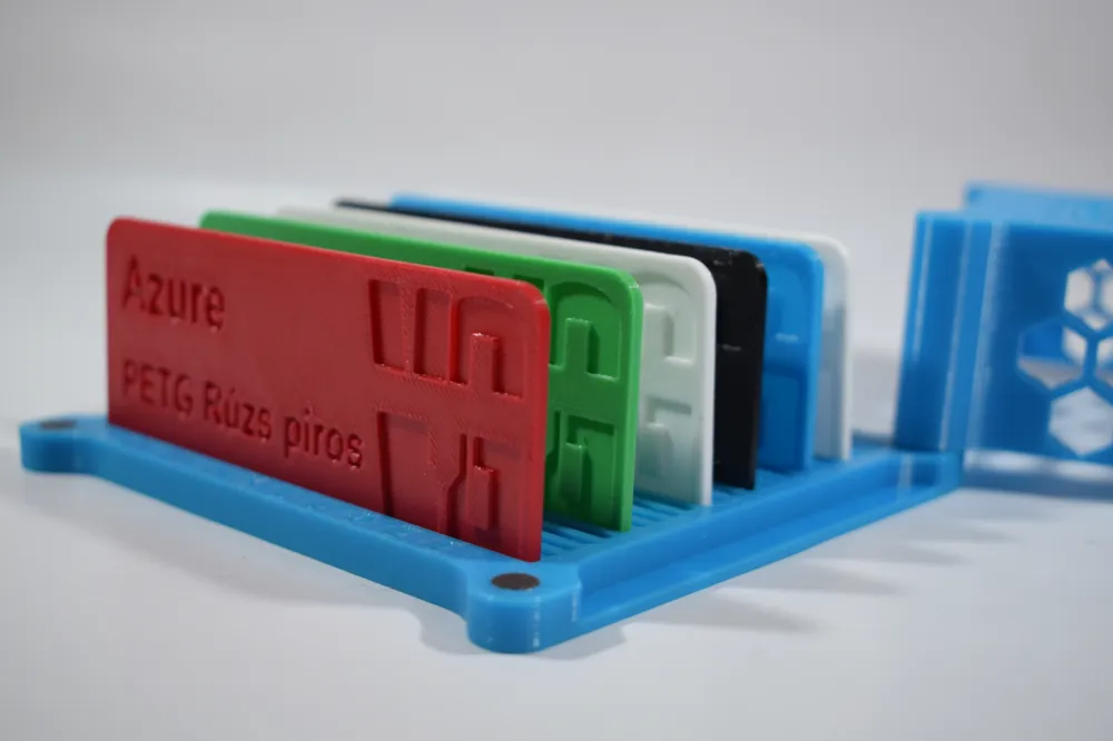 Filament swatch box by Smogeee - MakerWorld