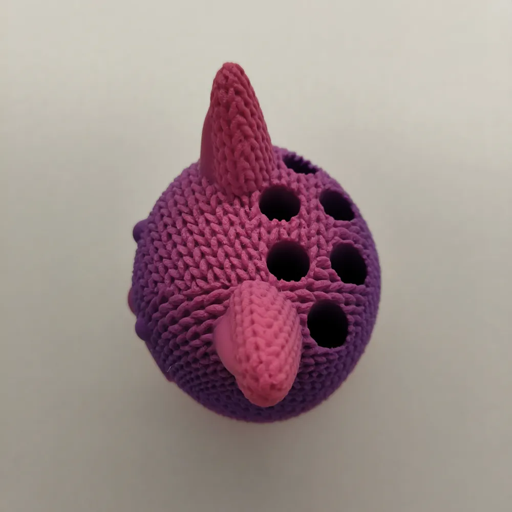 Knitted cat / pencil holder by trixs3D - MakerWorld