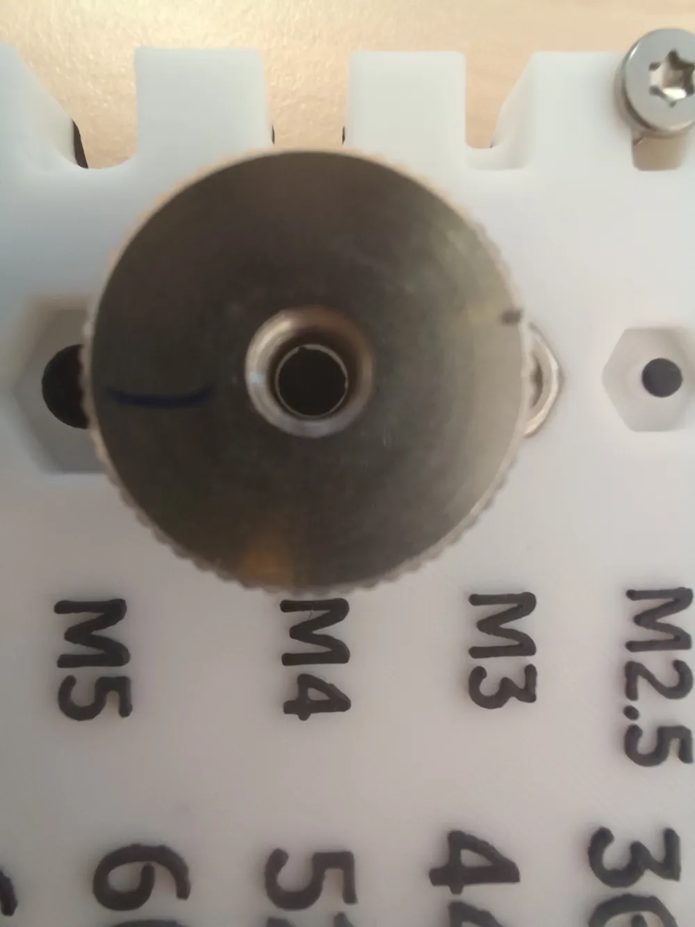 Screw Bolt Nut Pitch Thread Measuring Tool M1-M10 - Free 3D Print Model ...