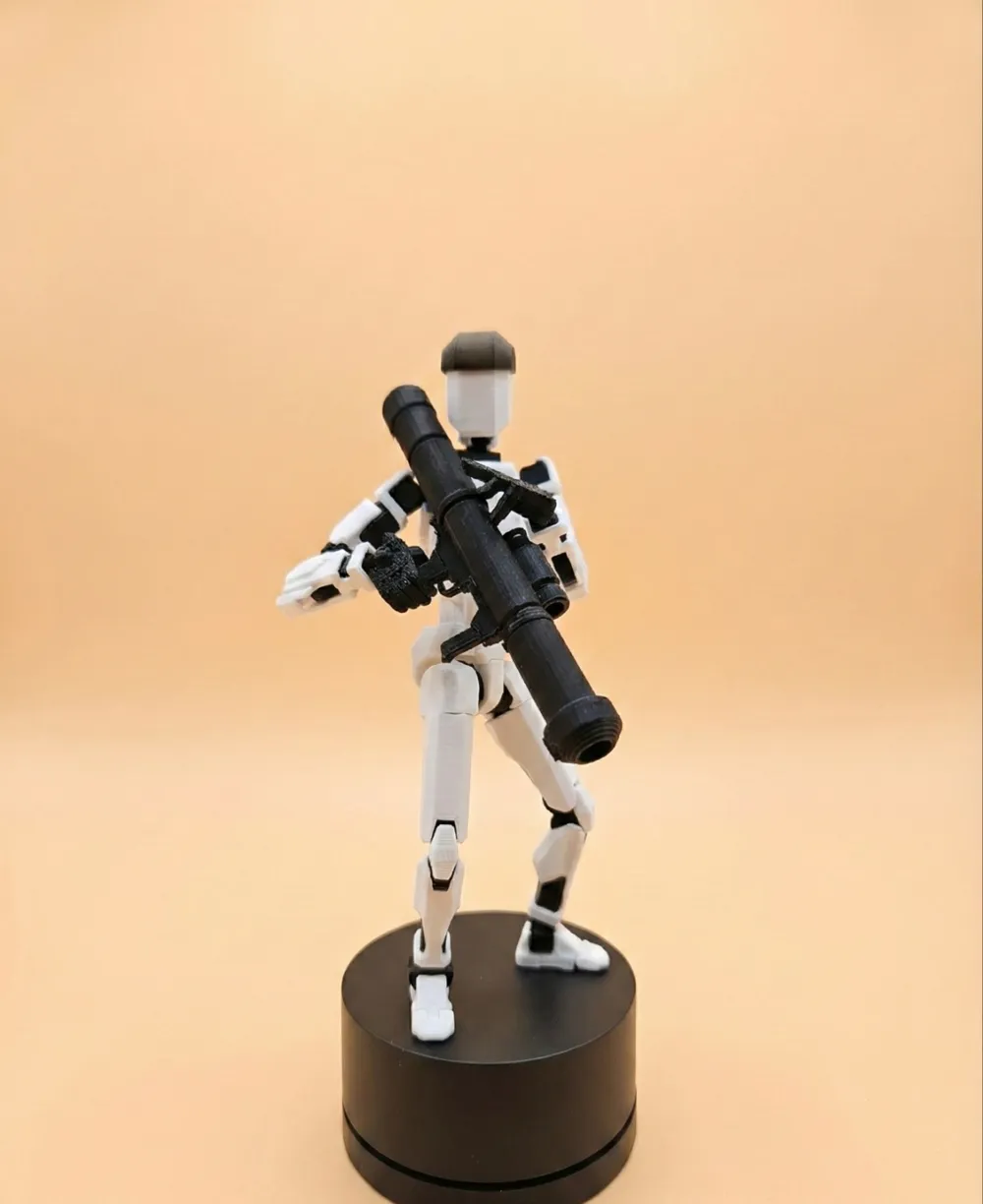 Dummy 13 bazooka rpg gun by ELANTRA MakerWorld: Download Free 3D Models