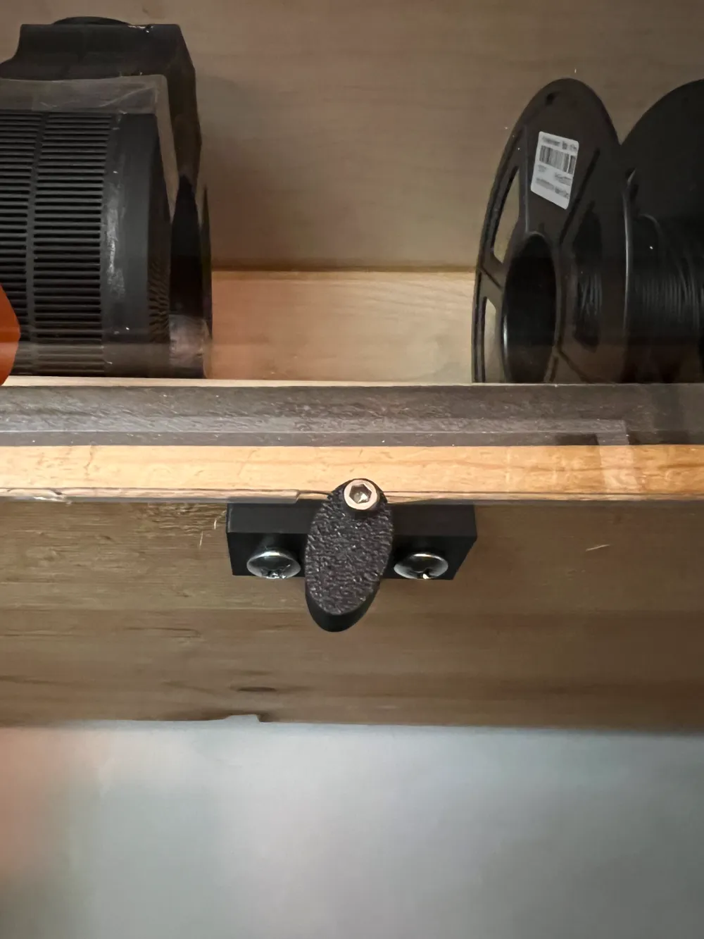 Rotating Pressure Latch by JT04 - MakerWorld