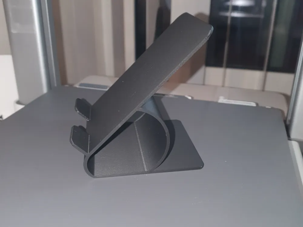 Minimalistic Phone Stand - Free 3D Print Model - MakerWorld