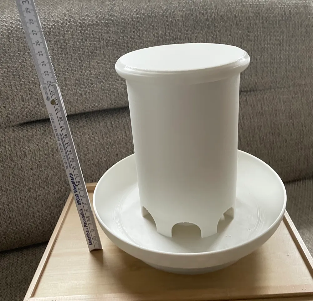 Chicken feeder tower by Tom.john98 MakerWorld: Download Free 3D Models