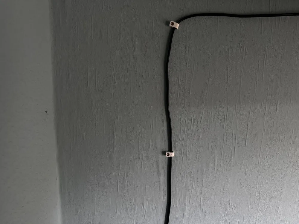 Cable Clip/Holder/Clamp for 8mm Cable by lpmitdomex - MakerWorld