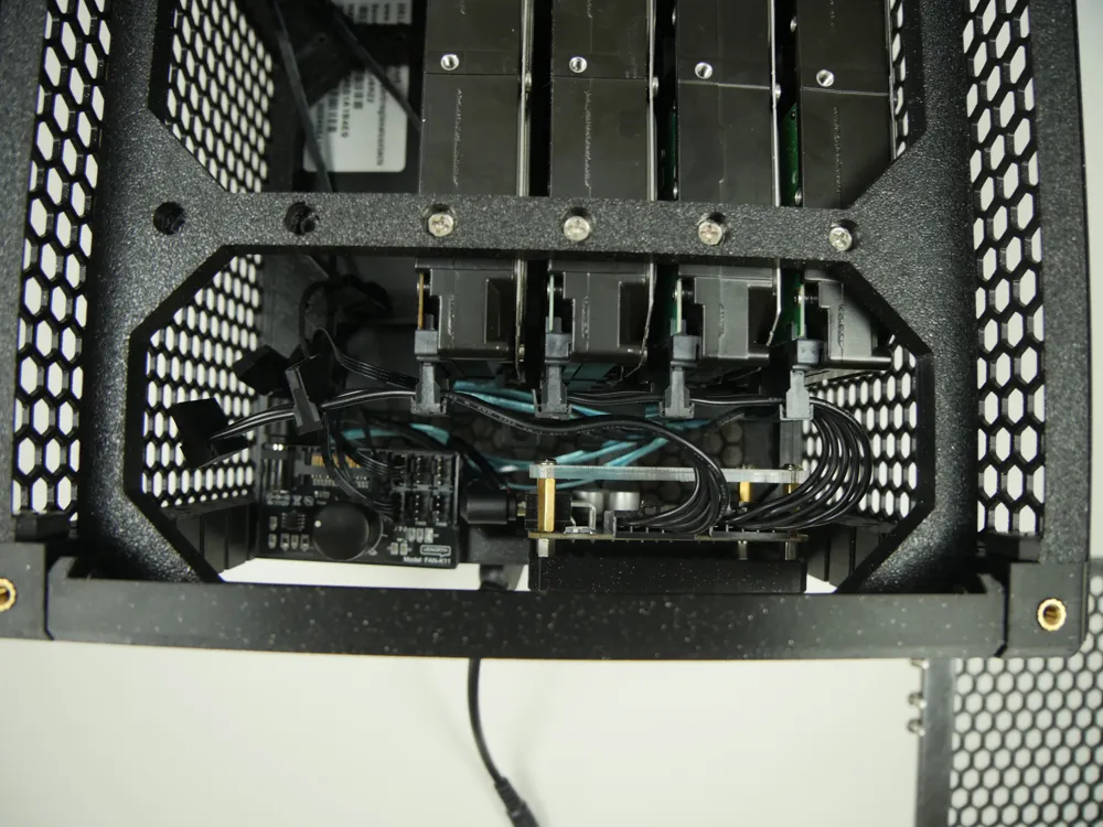 Dell Optiplex 3,5,7000 Series 6 bay HDD for NAS - Free 3D Print Model ...