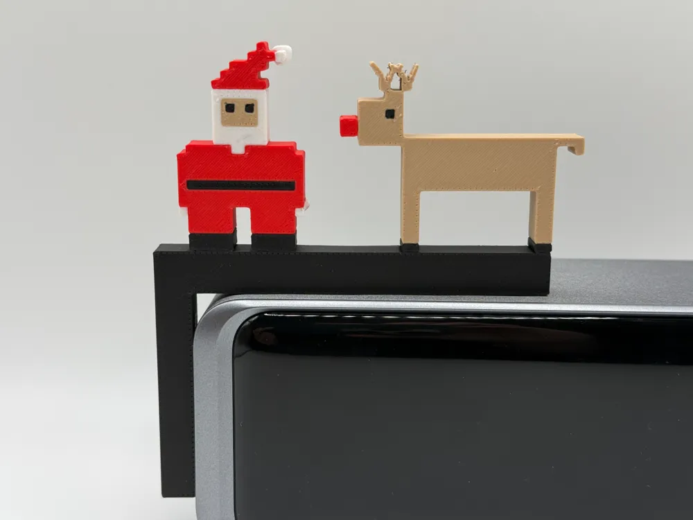 8bit Santa and Rudolph Monitor/TV Corner Buddies by Hopper_Dropper ...