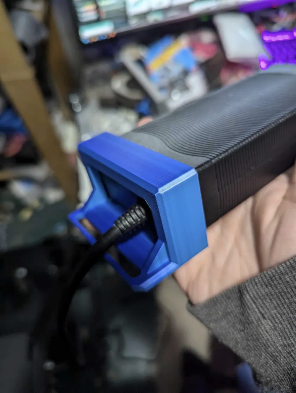 Moza R5 PSU Mount by dethdeks - MakerWorld