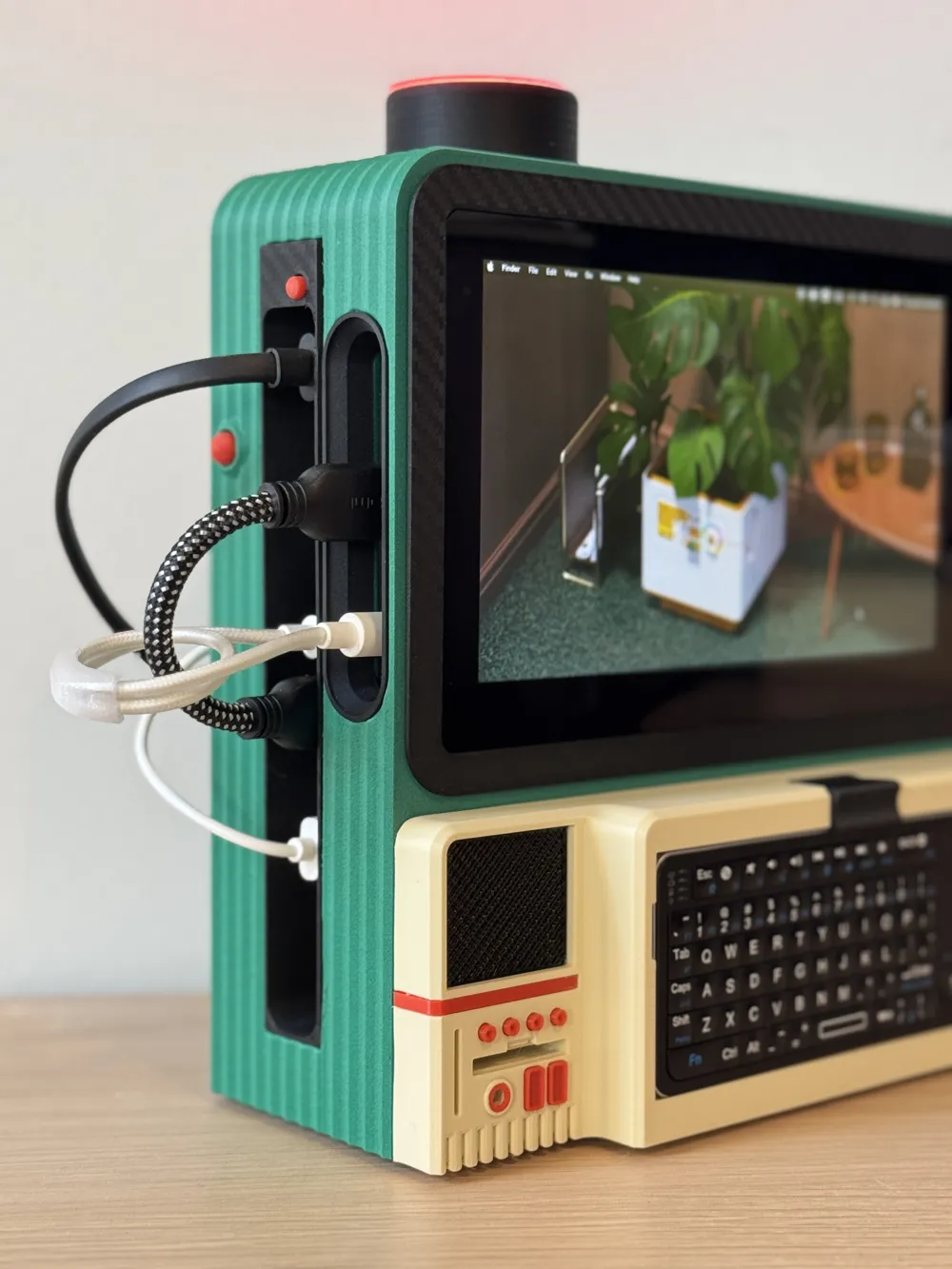 Cyberdeck Retrô Futurista (Mac mini antigo) - Modelo gratuito para ...