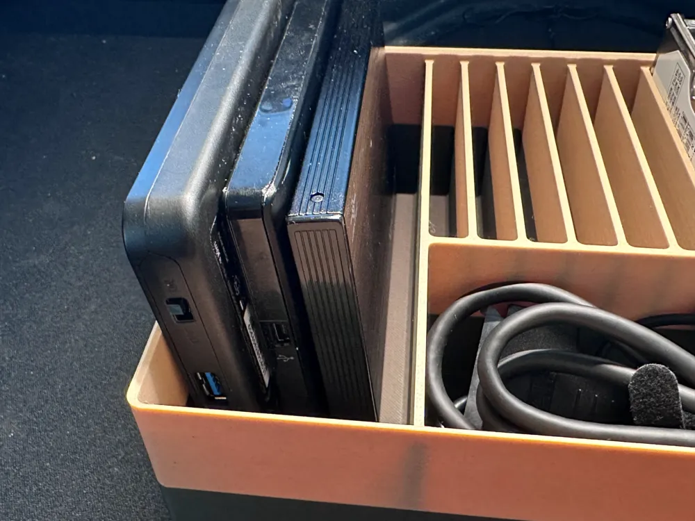 Gridfinity SSD + Enclosure Tray by Justin Parton MakerWorld: Download ...